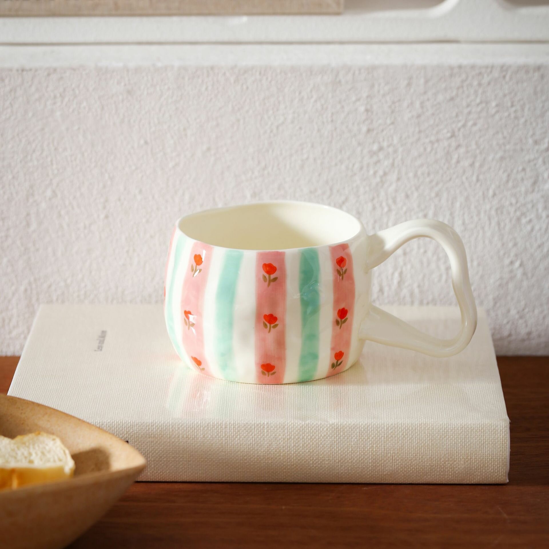 Керамическая чашка с подглазурной росписью ручной работы, кружка