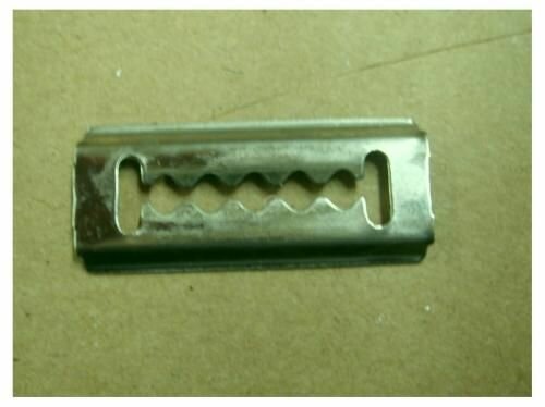 Зажим (крепеж бампера) Geely 6010001100