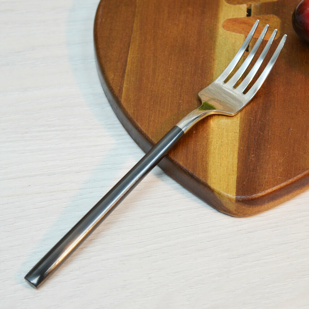 Вилка столовая "Моник блэк" 19см 6.5см