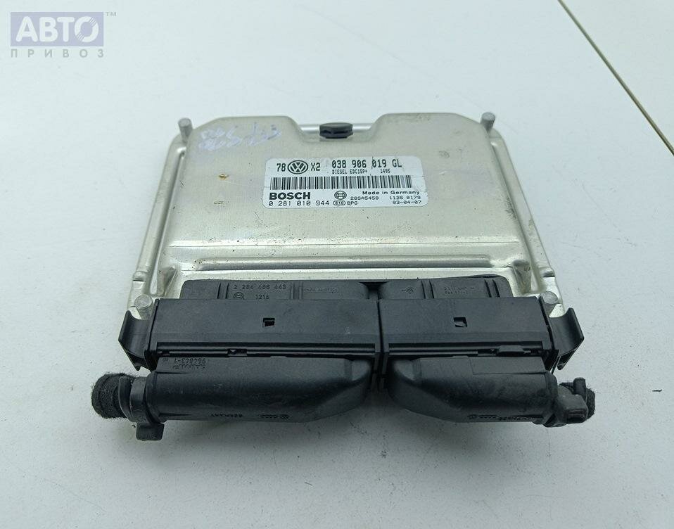 Блок управления двигателем (ДВС) Volkswagen Passat B5+ (GP)