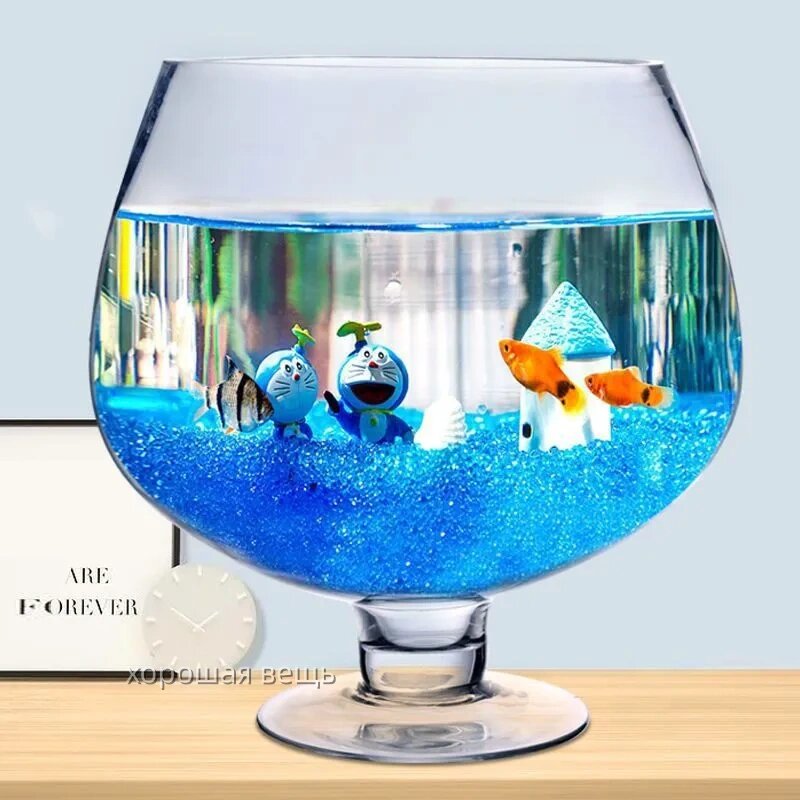 Универсальный стеклянный аквариум "Бокал" 6л для создания мини-экосистемы. Подходит для рыбок, черепах, креветок, насекомых и растений. Необычный круглый дизайн.