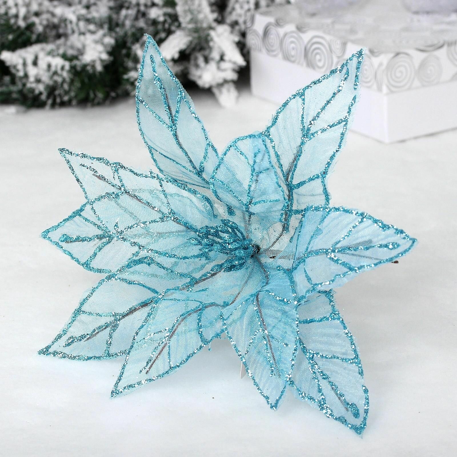 Украшение новогоднее Серпантин Пуансеттия-Блестящее утро, 33 см, голубой