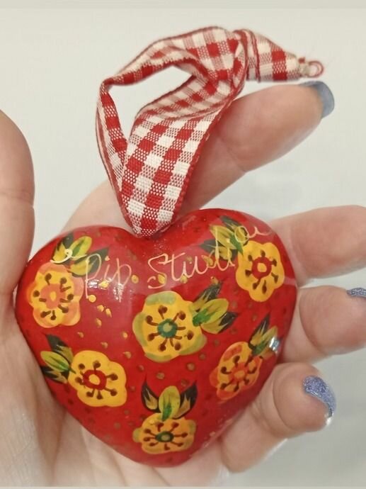 Елочная игрушка новогодняя фигурка "Красное сердце с цветами". Папье-маше, ручная работа старинная технология под винтаж. Индия