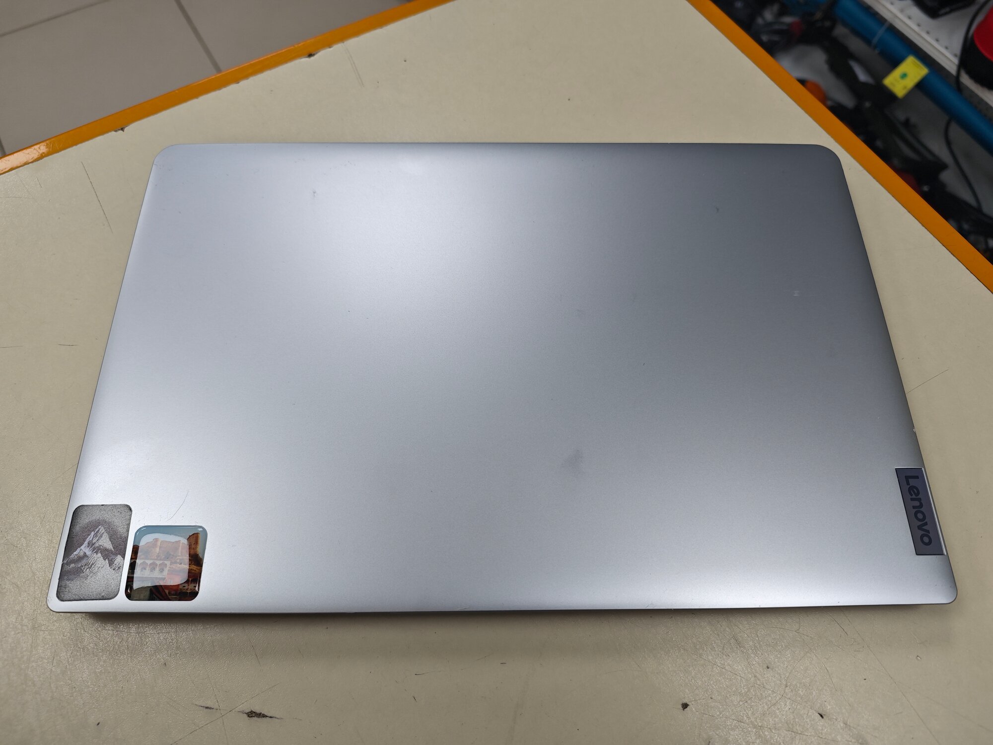 Ноутбук Lenovo IdeaPad 1(14.7 дюймов) Б/У