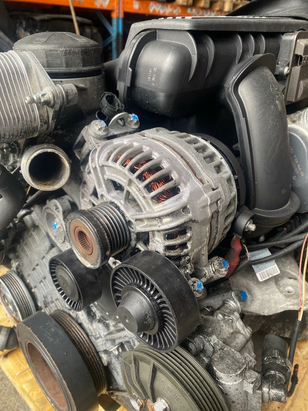 Генератор для BMW 6 E63/E64 3.0 OEM 12317542529