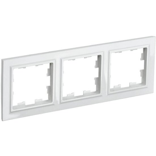 Рамка Iek 3-м BRITE РУ-3-БрБ белый, BR-M32-K01