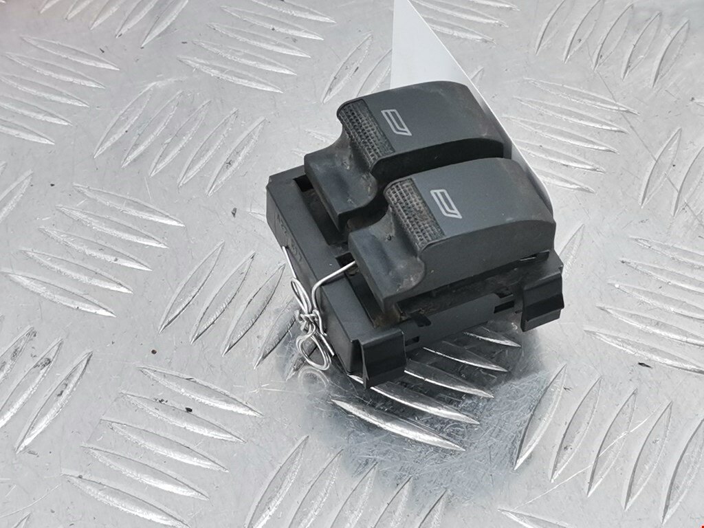 Блок управления стеклоподъемниками Audi A3 8L 8L0959851 арт. 1601868