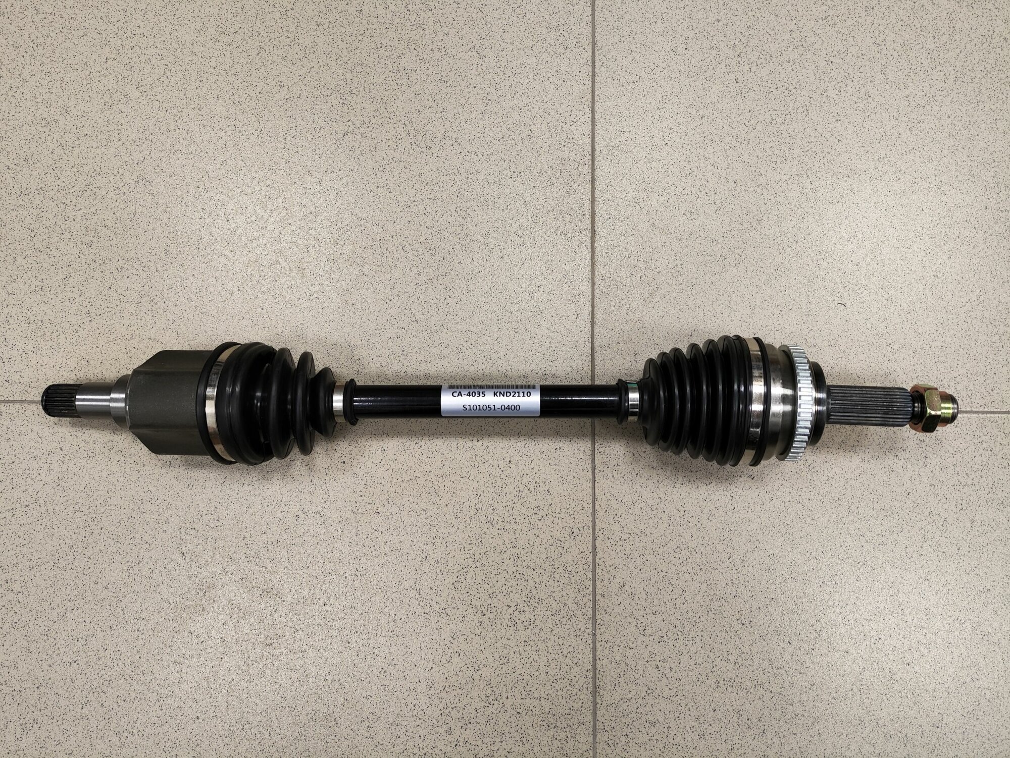 Привод передний левый Changan CS35 PLUS [1.6 16V 5MT внедорожник] S1010510400