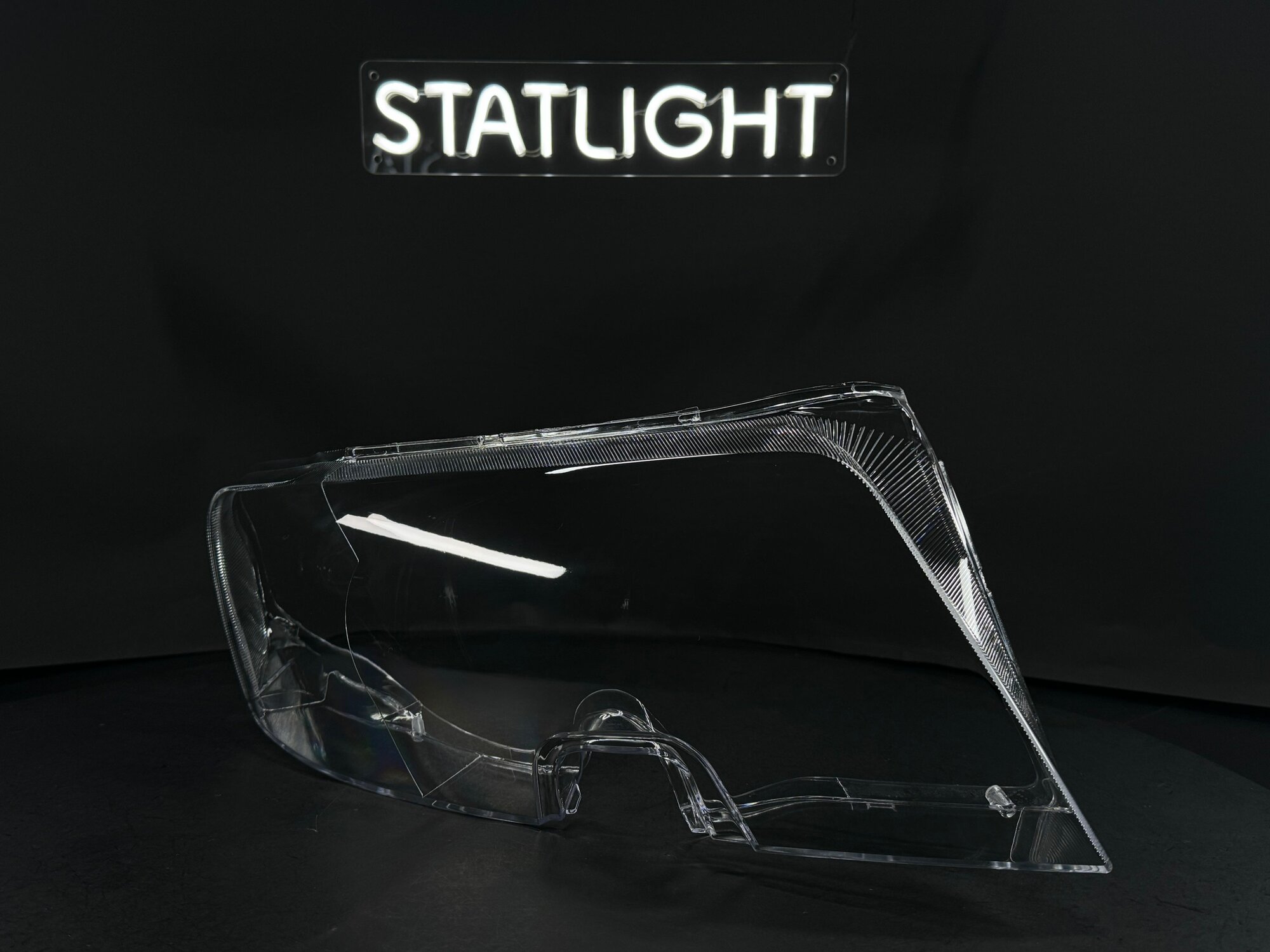 Правое стекло фары Volkswagen Passat B5 2000-2005 рестайлинг