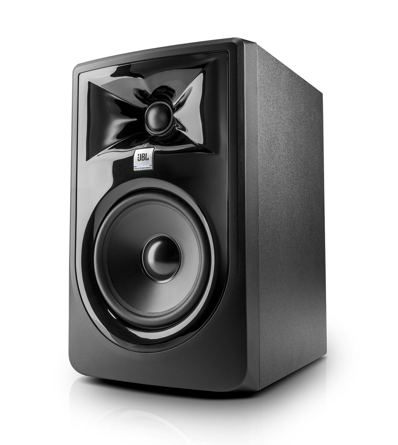 JBL 305PMKII монитор активный 2-полосный студийный. Усилители D-класса: НЧ 41Вт, ВЧ 41Вт. 43-24кГц. Входы XLR. Корпус МДФ 15мм, 354 x 244 x 299мм, 4.7кг