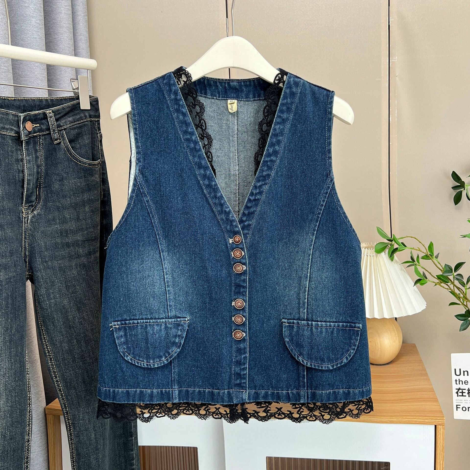 Жилет спортивный