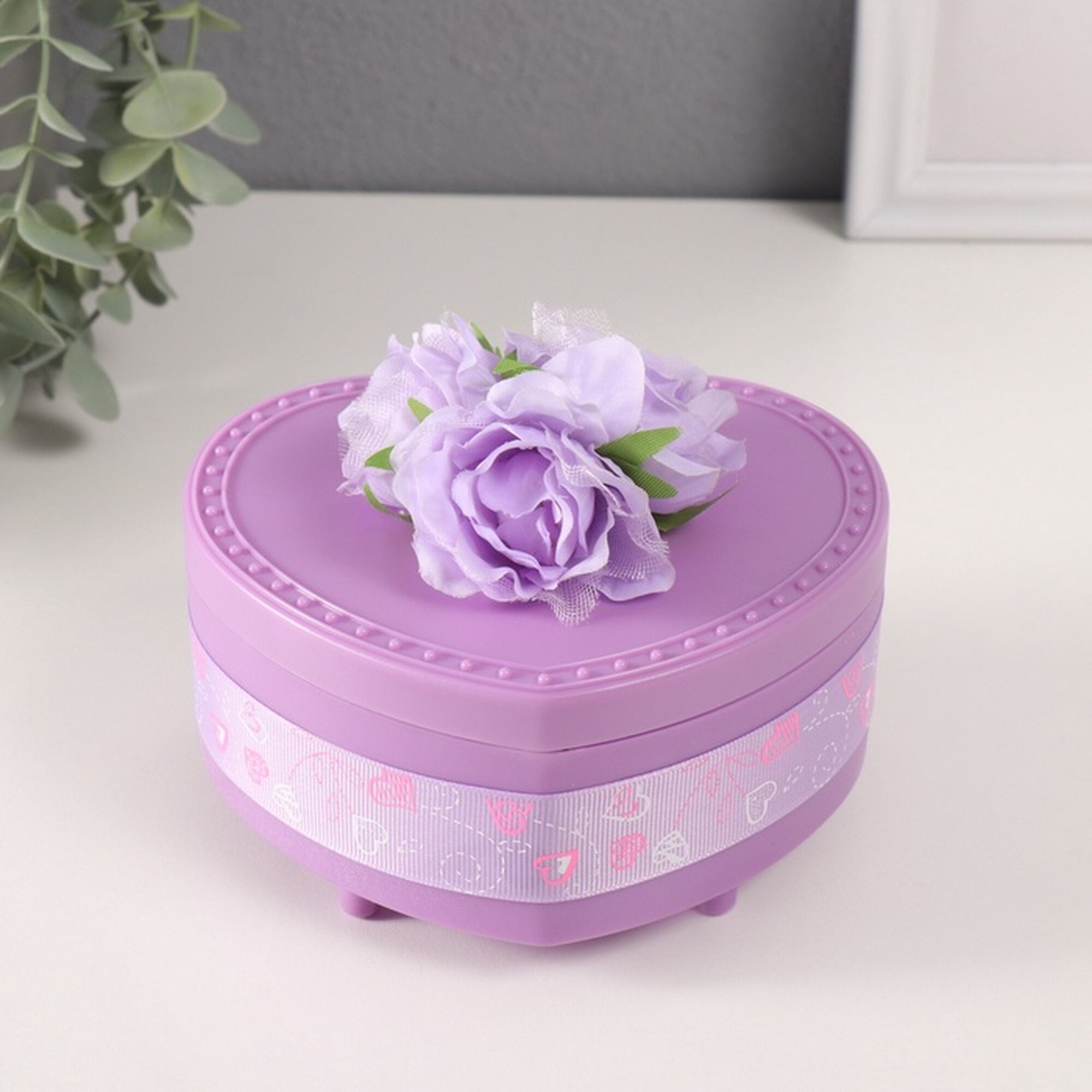 Шкатулка музыкальная механическая «Нежные розы», пластик, фиолетовая, 12×13.5×10.5 см