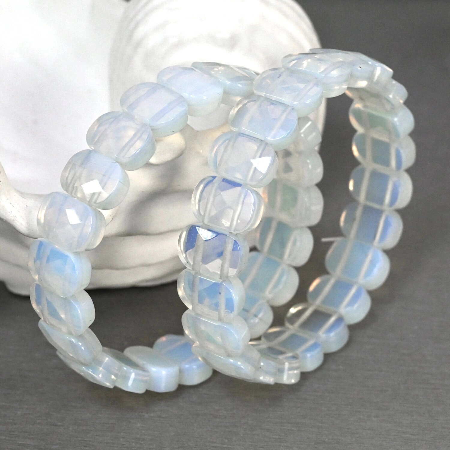 Браслет, лунный камень