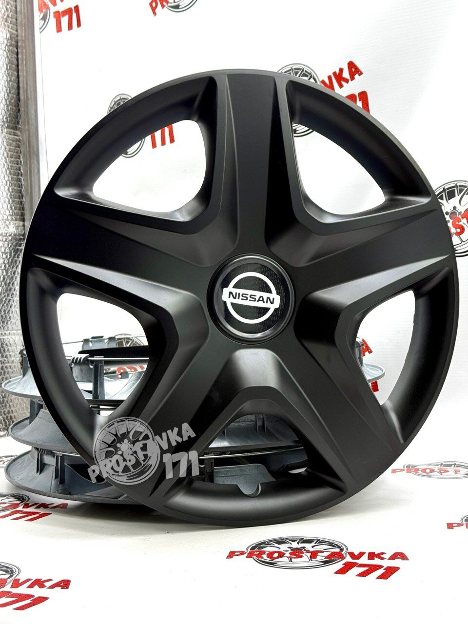 1шт Nissan R16 (418) (BL) колпаки на диски