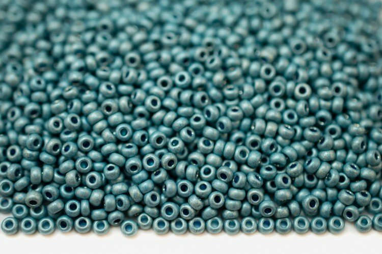 Бисер чешский PRECIOSA круглый 10/0 18536М матовый, голубой непрозрачный металлик, 1 сорт, 50г