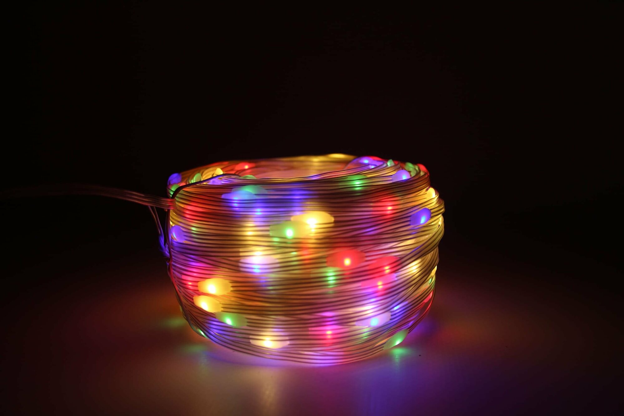 Новогодняя гирлянда уличная линейная, 560 LED, разноцветная, прозрачный провод, "капли", 50 метров, 8 режимов