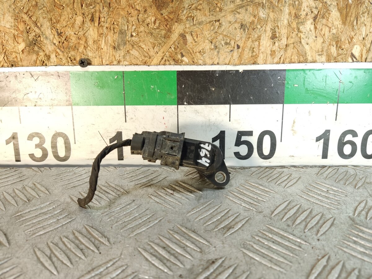 Датчик распредвала KIA Ceed 2007-2012 393502В010