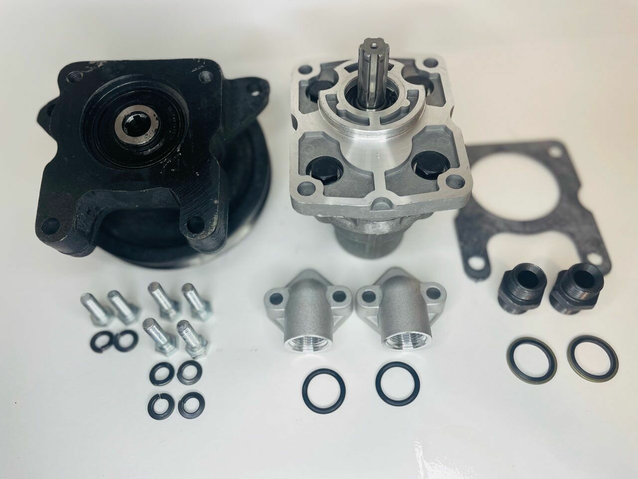 Привод масленого насоса НШ-10 под шкив профиль А 13х8 мм в сборе с НШ10М-3П