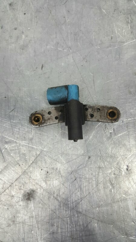 Датчик коленвала Renault Symbol LU01 K4M 2008-2012 8200647556