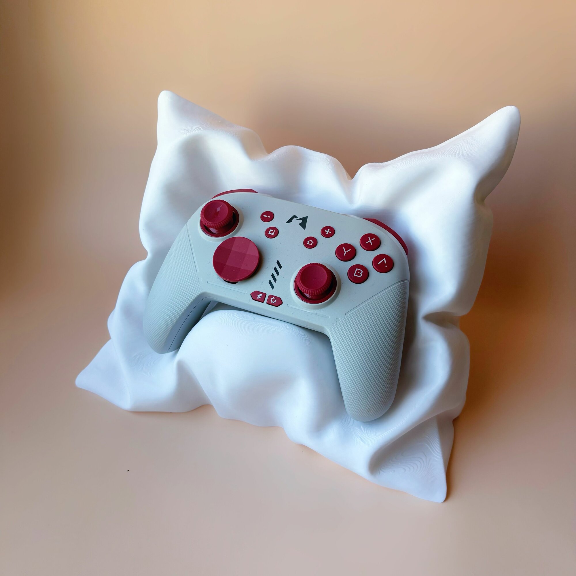 Фигурка-держатель для геймпадов подушка