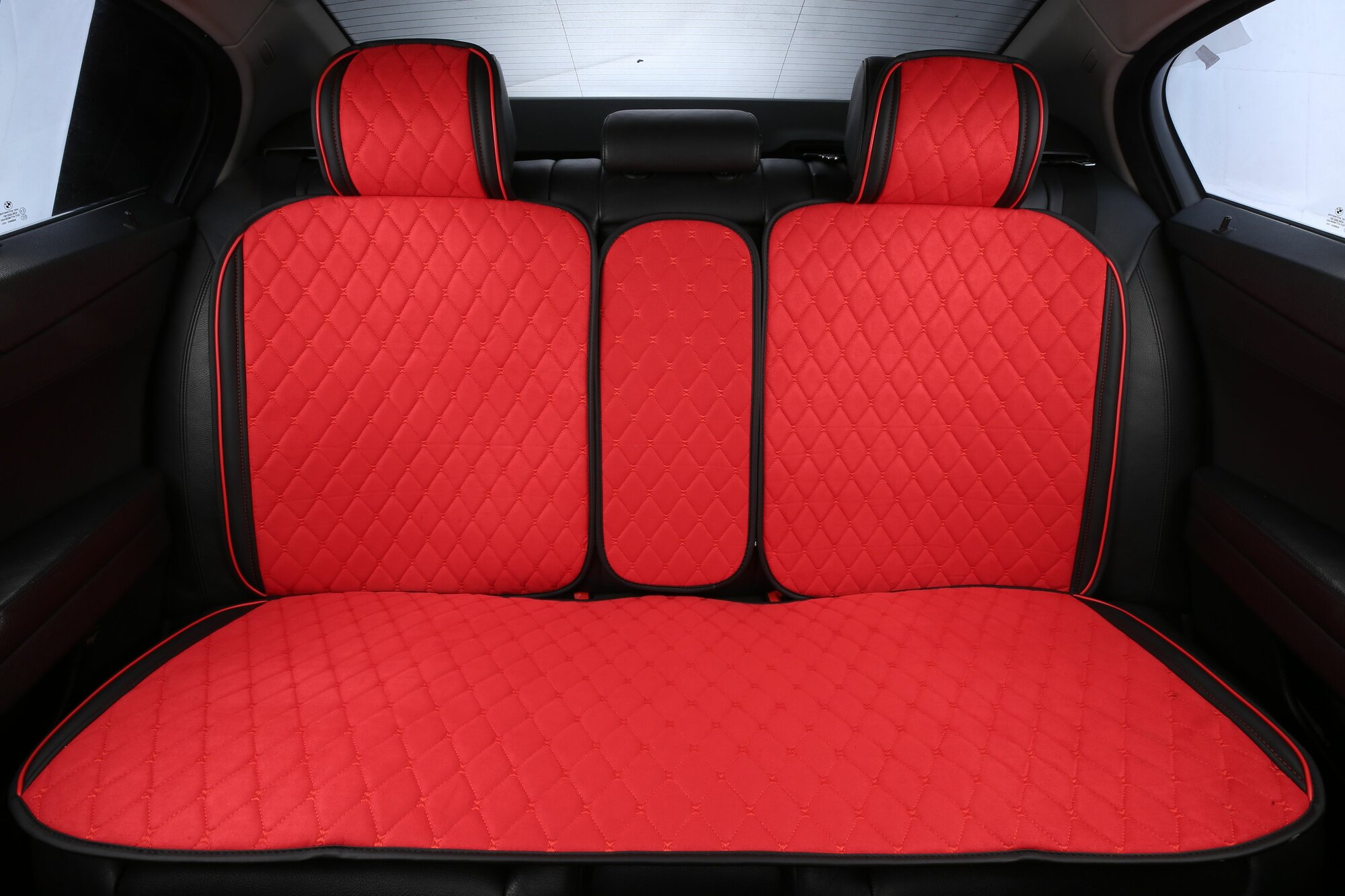 Накидки для баик У5 Плюс (2021-2026) седан / BAIC U5 Plus на весь салон Alkantara Luxe, Экокожа с алькантарой, Красный