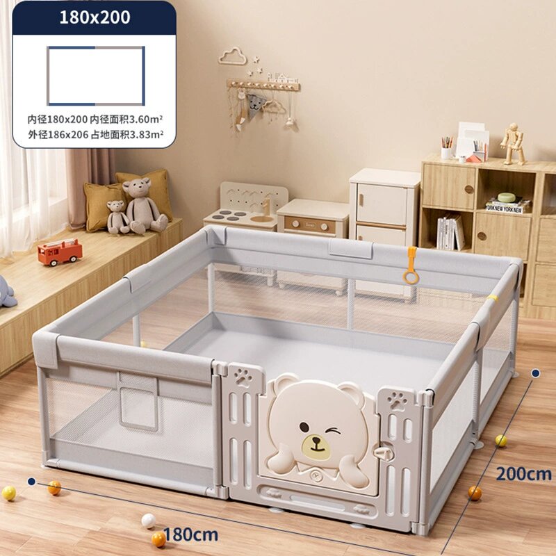 Детский игровой манеж с дверью серый Мишка 180*200 + шарики*60