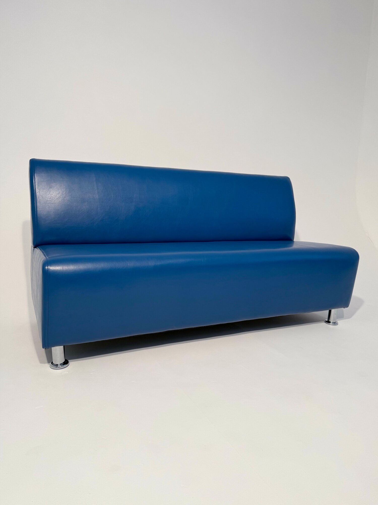 Диван офисный Вегас 1500, механизм Нераскладной, 150х67х77 см, синий