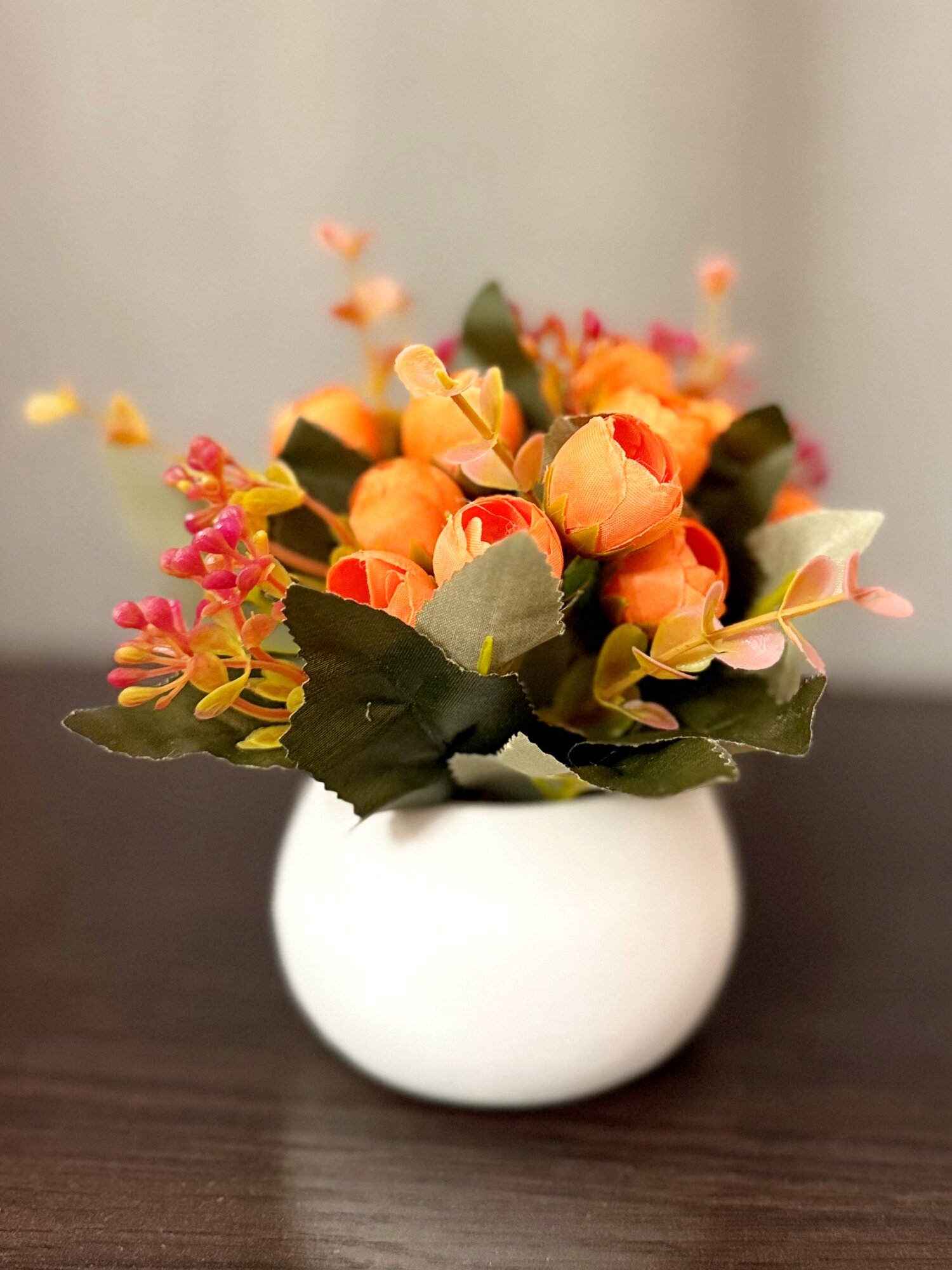 Искусственные цветы для декора / Декоративные растения кашпо / Цветочная композиция для интерьера на стол