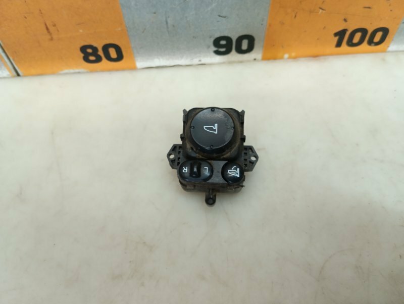 Б/У 4D Блок управления зеркалами Honda Civic 2011 FD1 399540 HONDA арт. 35190SNAJ01