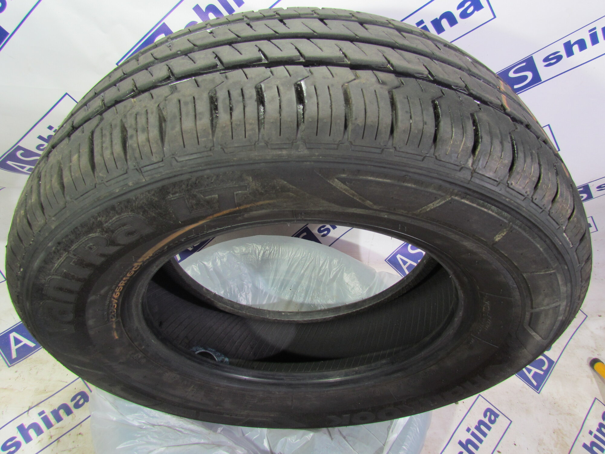 Hankook Vantra LT RA18 235 65 R16 C летние БУ шины 5-10% износ , артикул 0014106