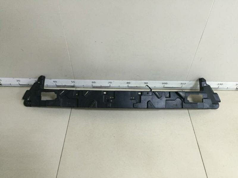 Кронштейн решетки радиатора Lexus LX450D/570 2015 кат.номер: 3BW069017 5271960020