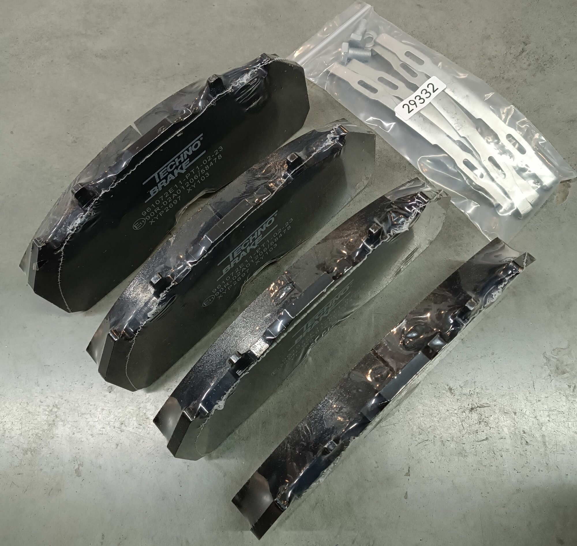 Тормозные колодки дисковые Scania L/P/G/R/S , арт. 961072E11 Emmerre