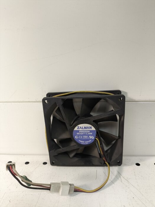 Вентилятор Zalman PS92252H 92x25мм 12V 3.36W 0.28A с понижением 3Pin