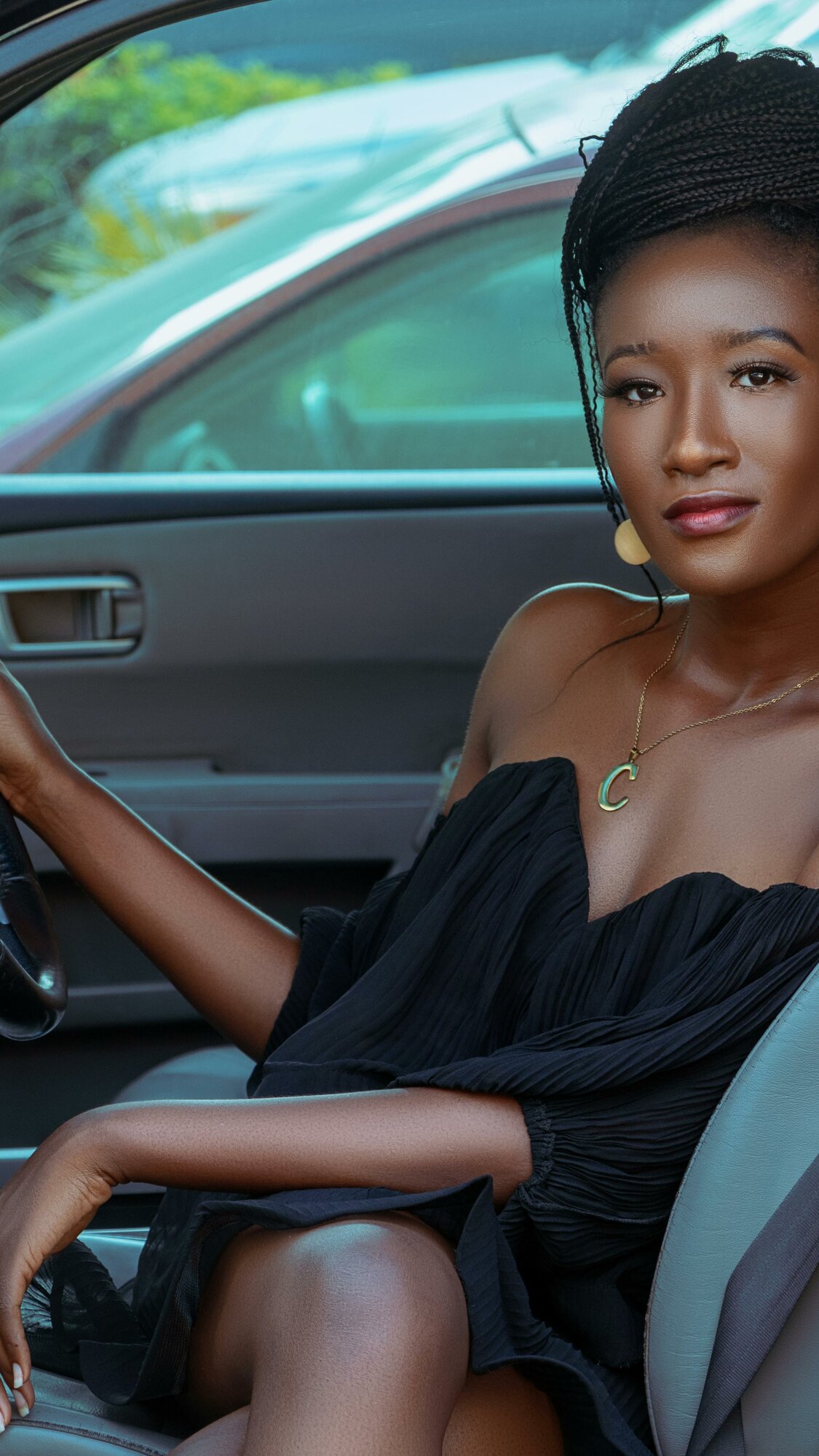 Картина на холсте 60x110 LinxOne "Автомобиль, интерьер для дома / декор на стену / дизайн