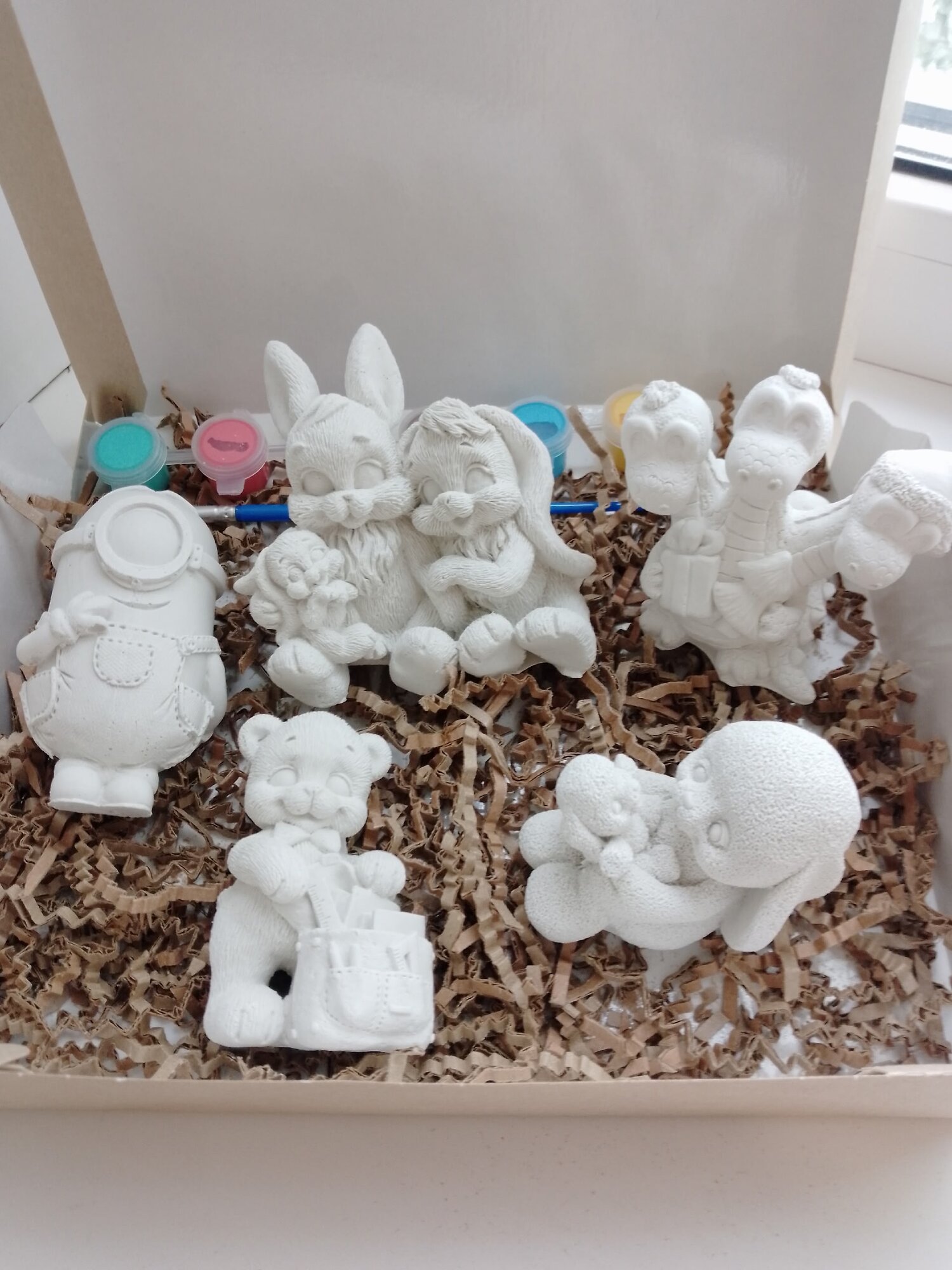 Набор 3D-раскраска "5 фигурок", с красками и кистью, в подарочной упаковке