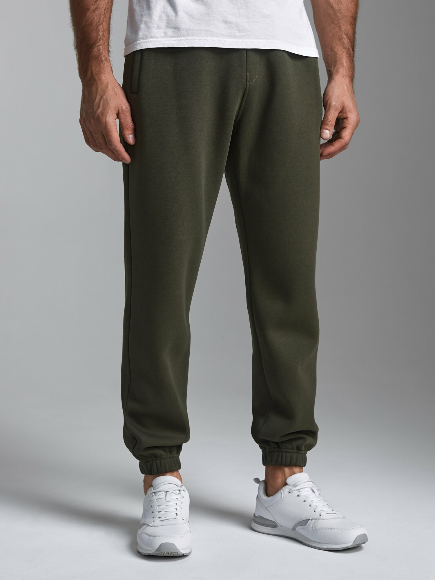 Брюки спортивные