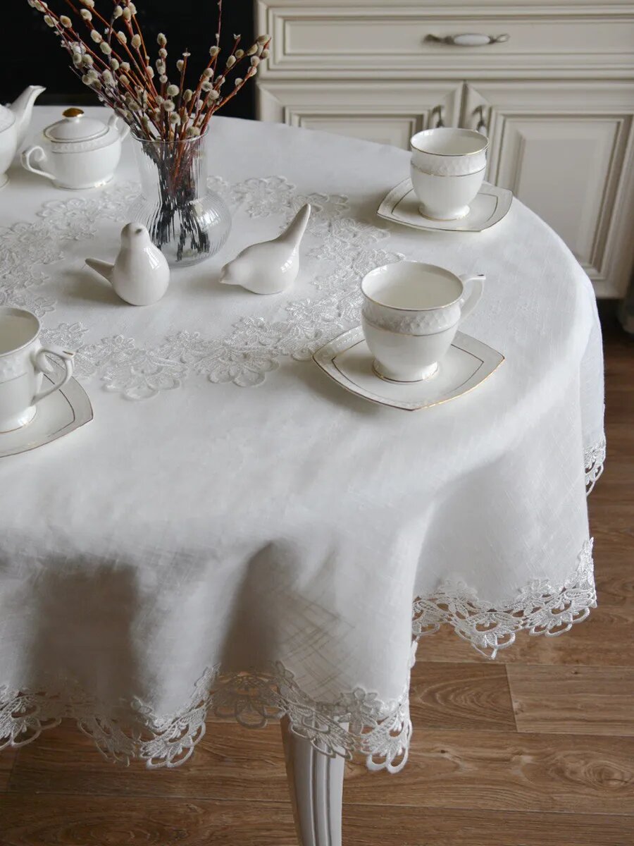 Скатерть на стол тканевая