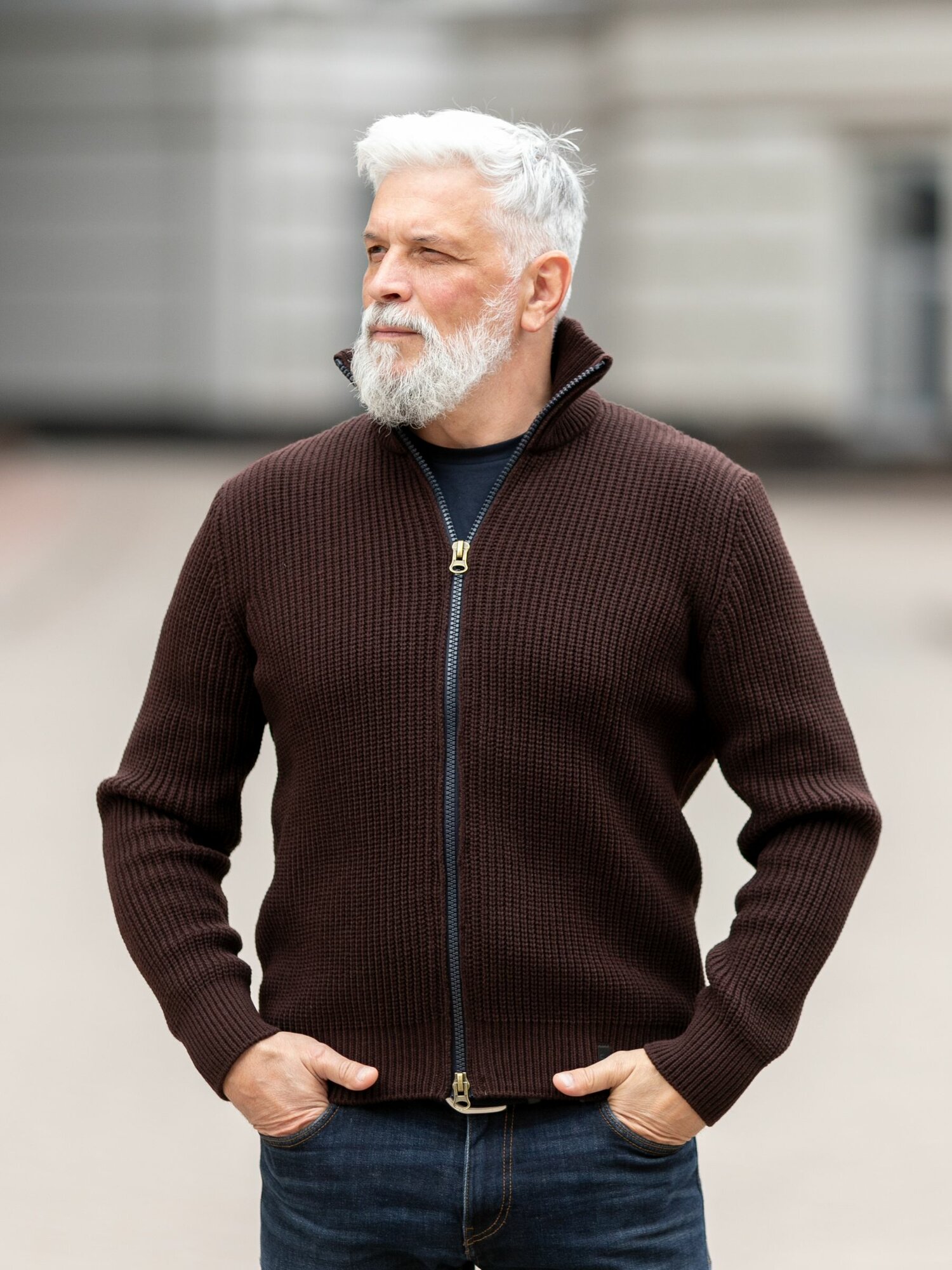 Толстовка спортивная