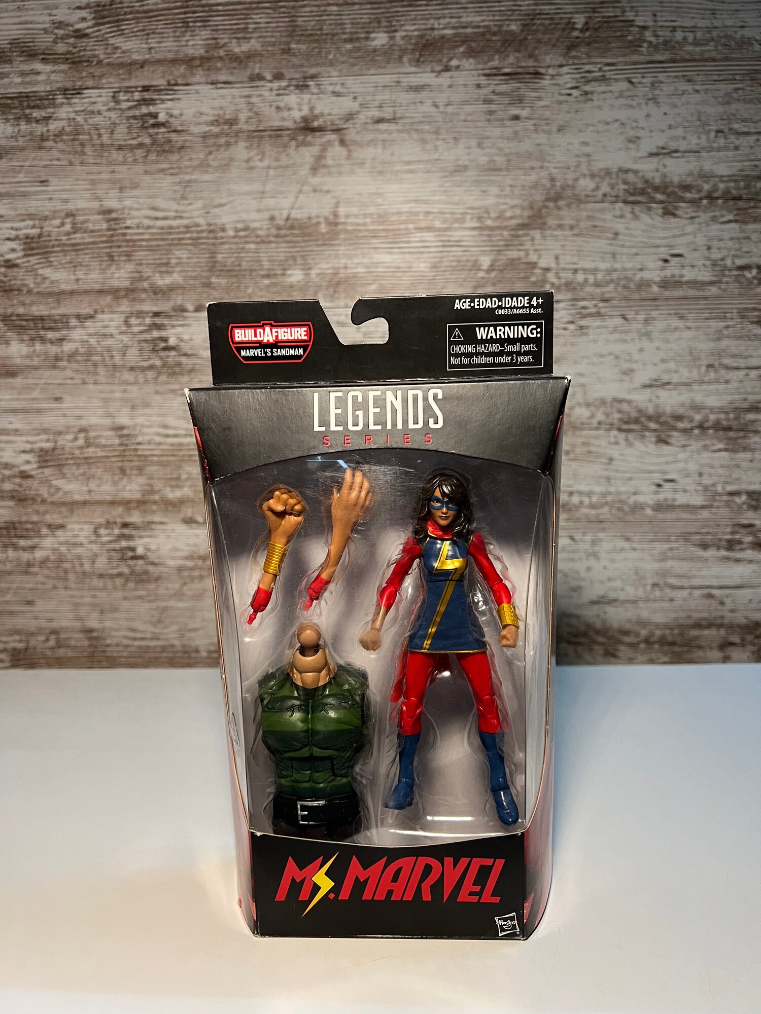 Фигурка Мисс Марвел, MS. Marvel, Legends Series, 16 см от Hasbro