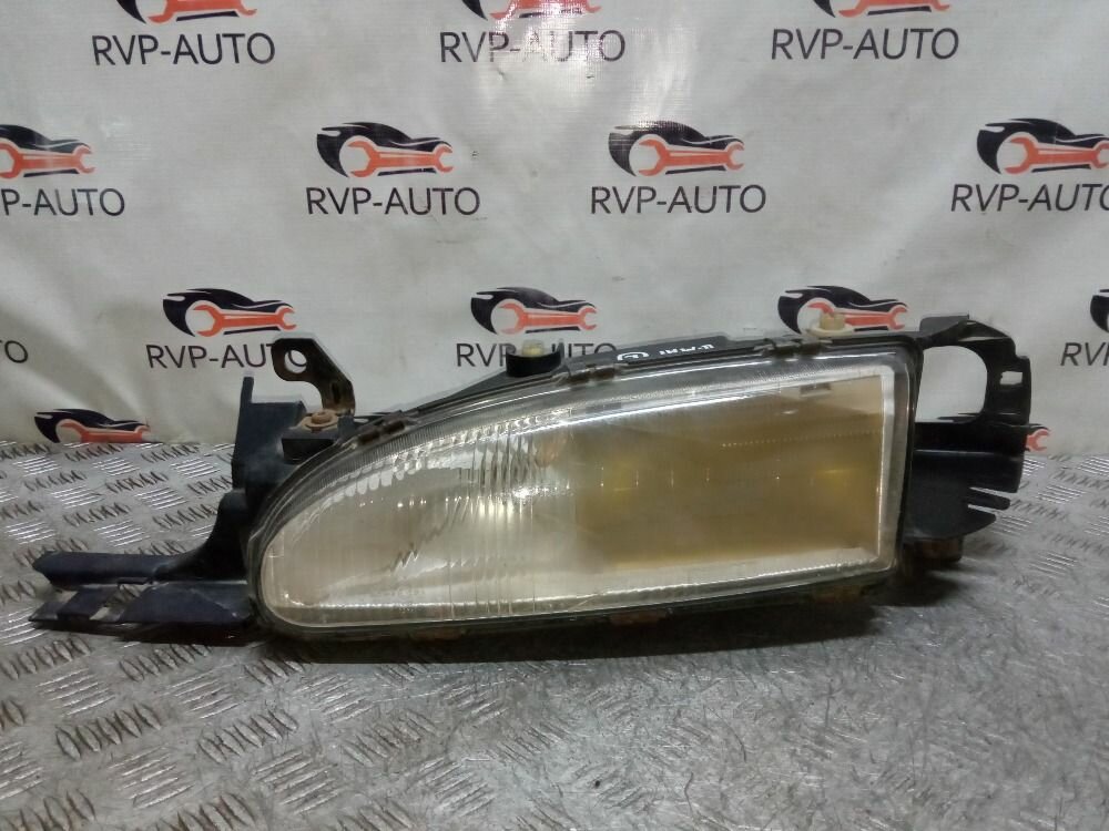 Фара левая Ford Mondeo 1 1993 — 1996 Ford