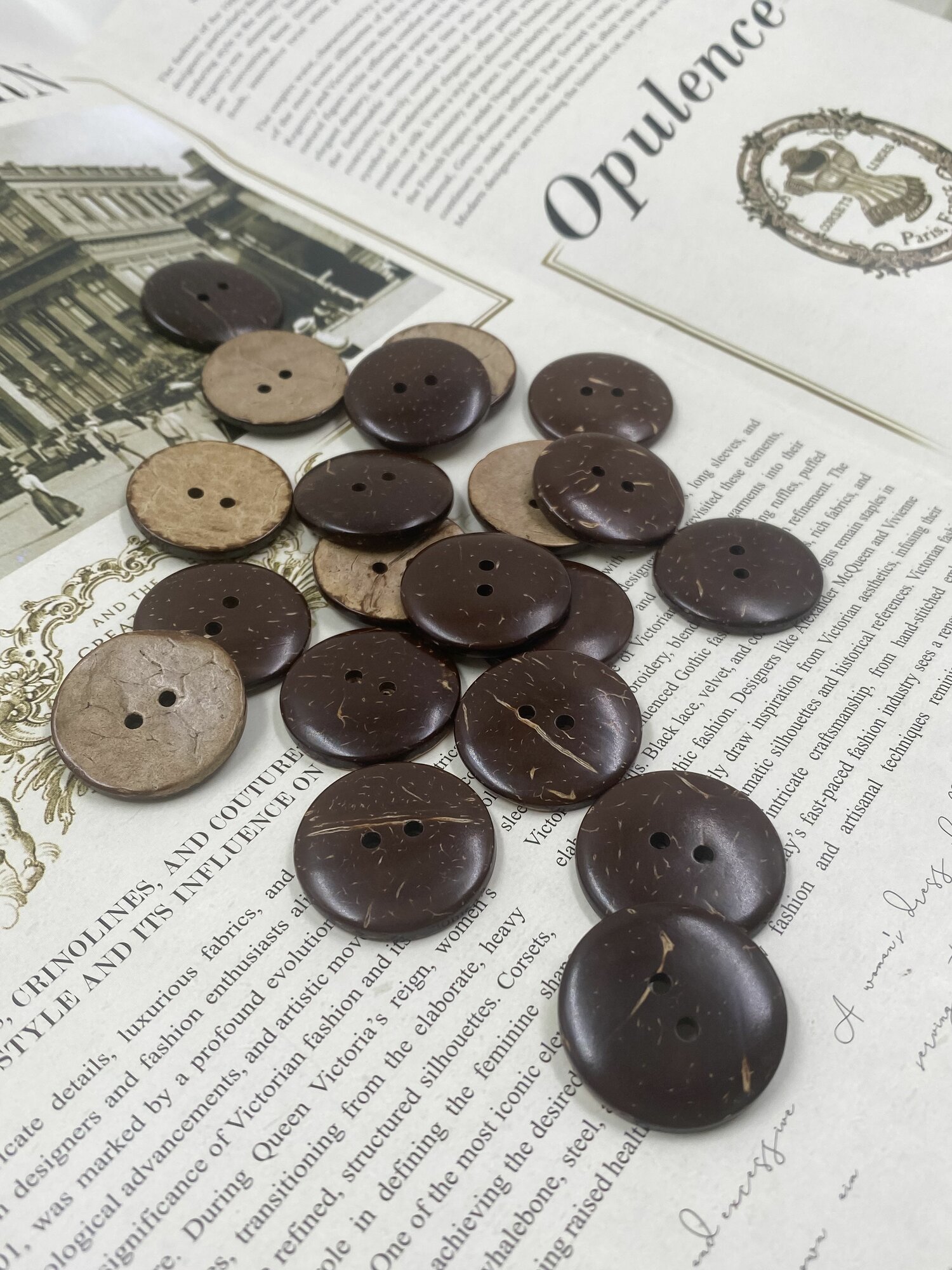 Пуговицы кокосовые 25 мм 20 шт