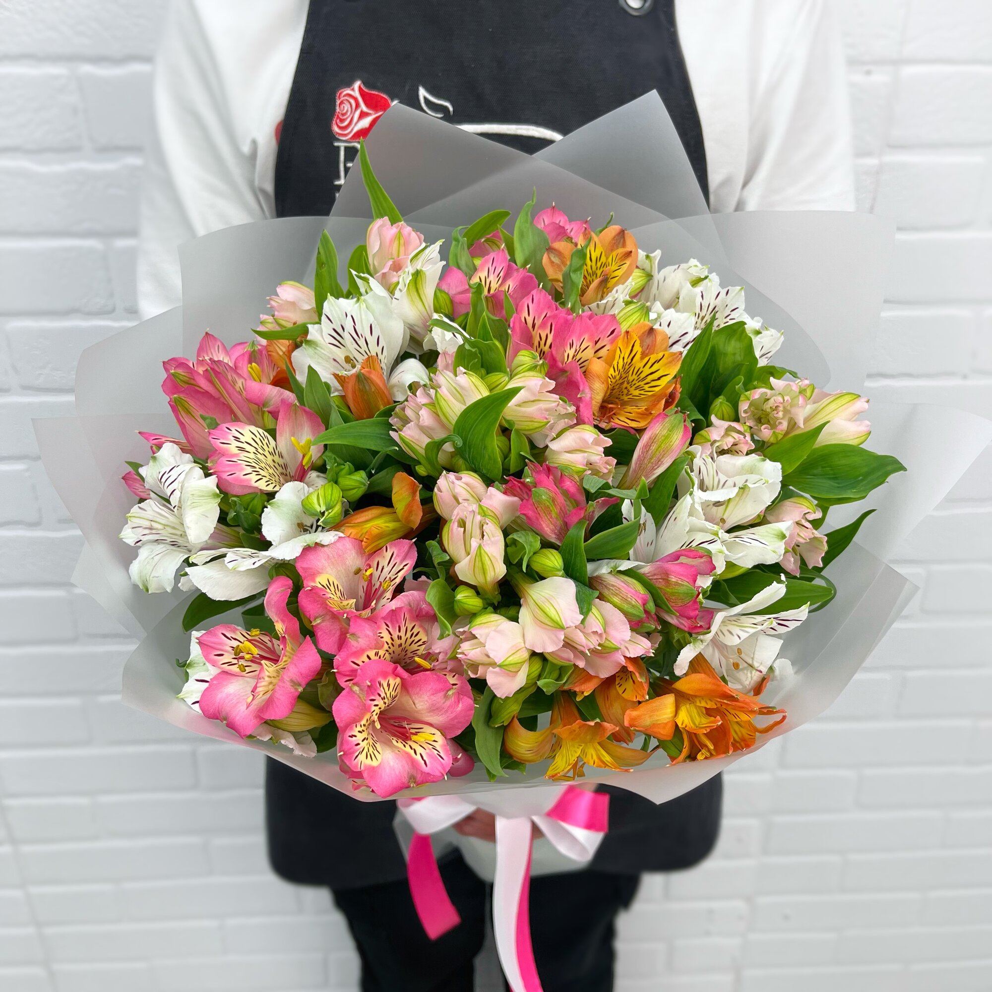 Альстромерии разноцветные микс 15 шт в букете 50 см Q184 Rozavam