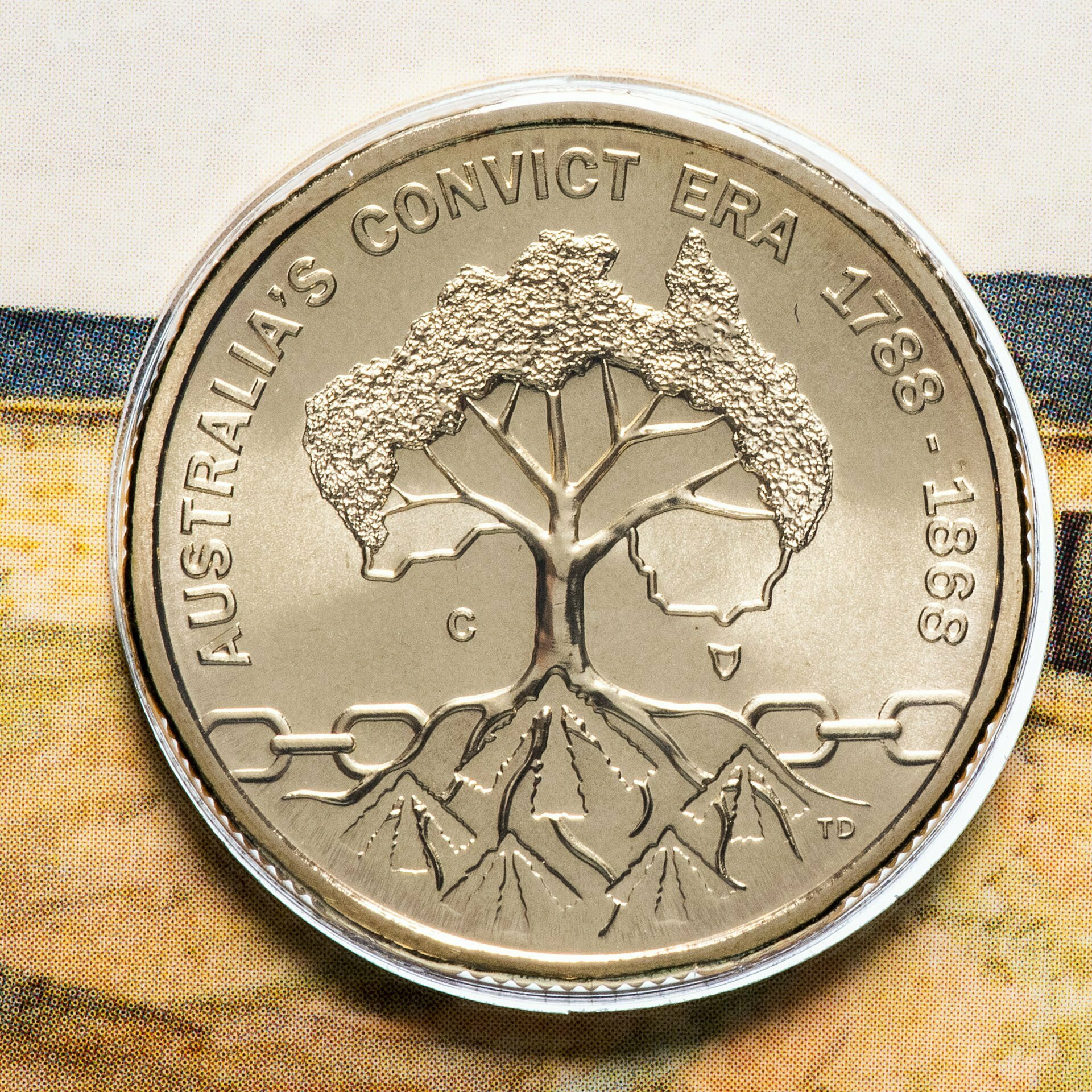 Австралия 1 доллар 2018 "Австралийская эра каторжников 1788-1868" в конверте, с маркой, Бронза, в сохранности UNC