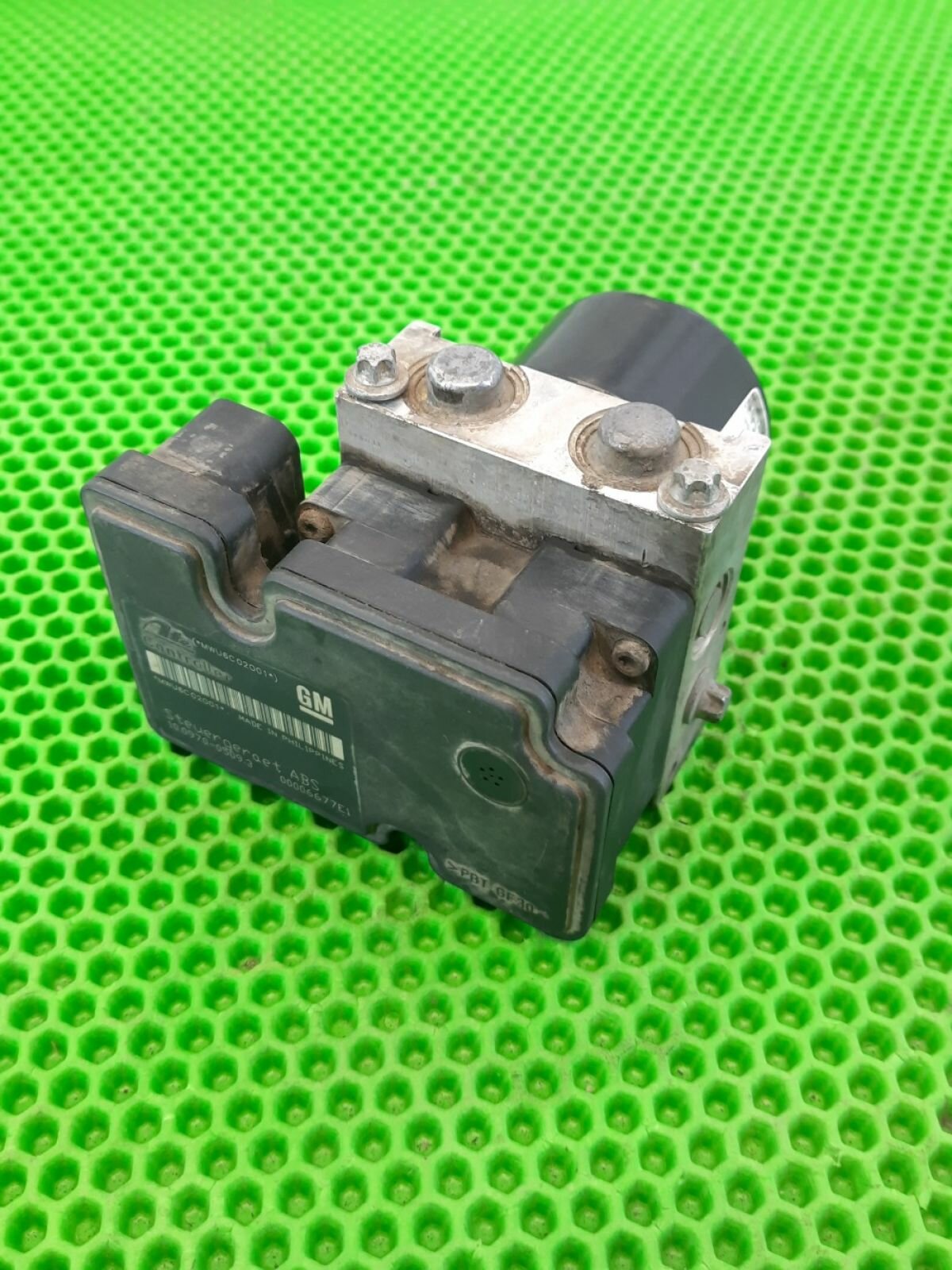 Блок ABS Opel Astra H / Zafira B 13157576