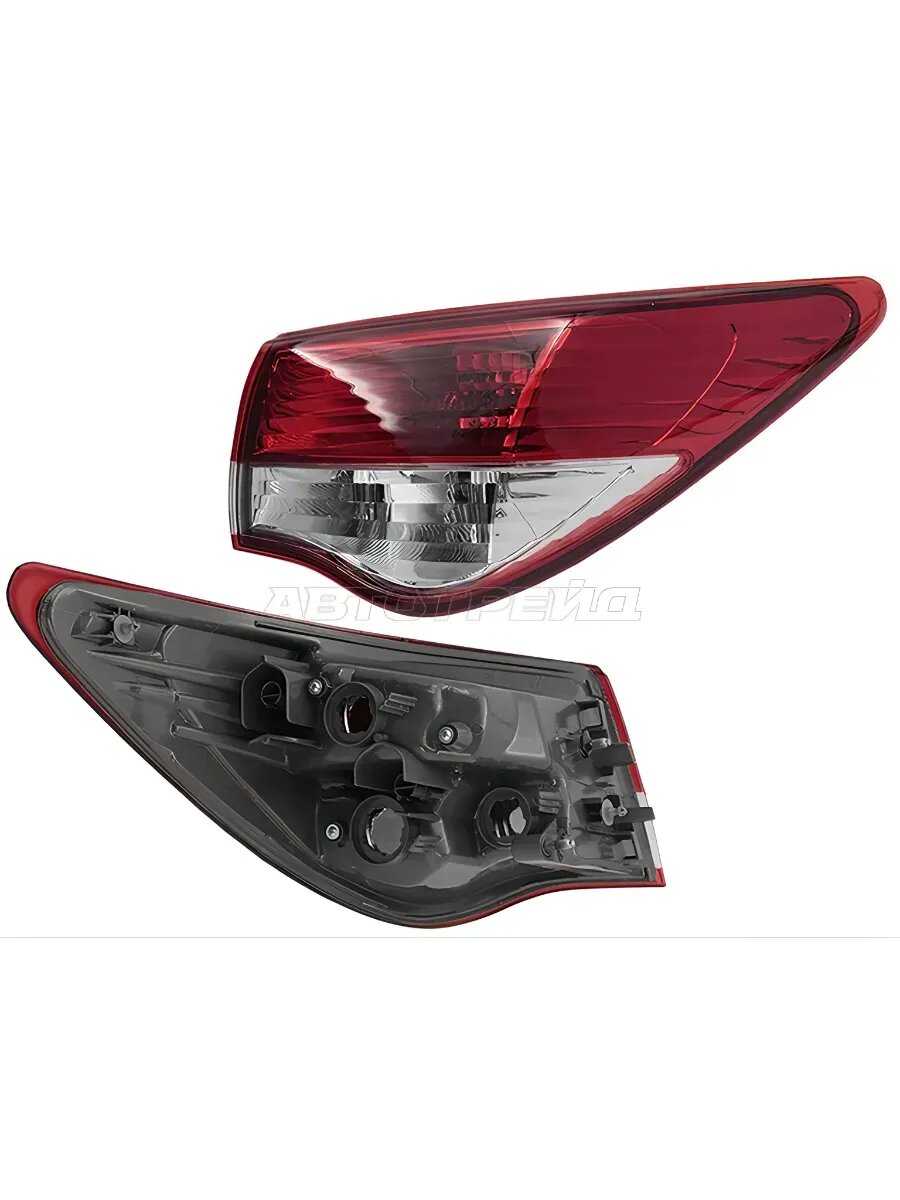 Фонарь задний правый Nissan Almera G15