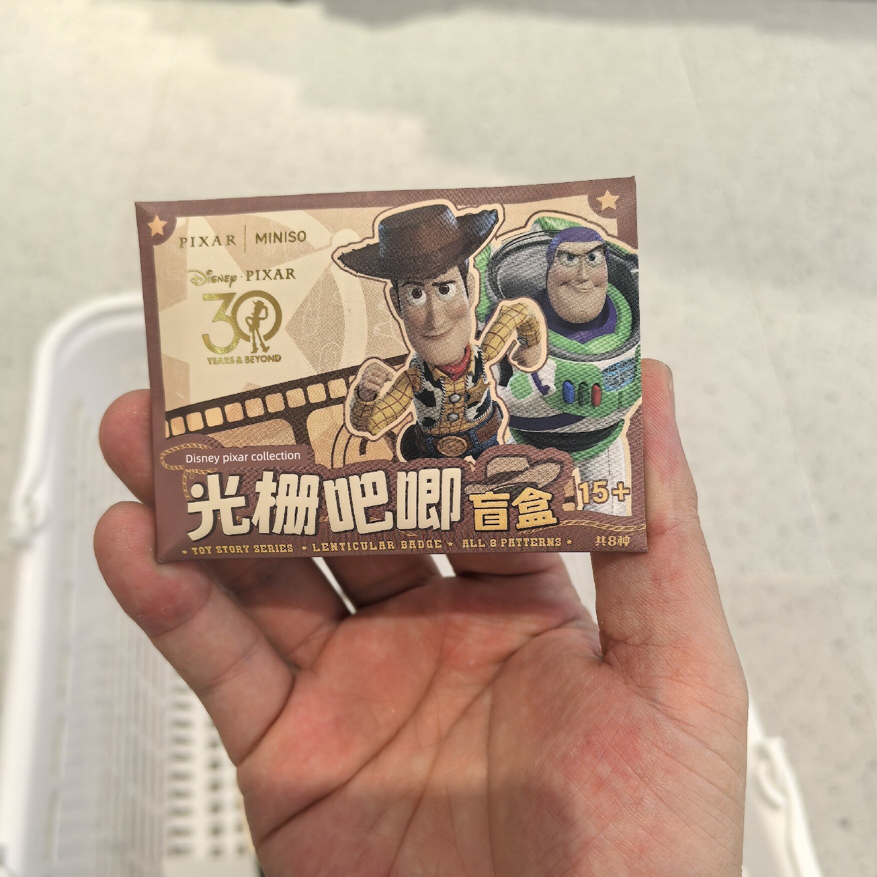 Набор значков MINISO Toy Story к 30-летию серии Disney Pixar - лентикулярные значки в закрытой упаковке Серия Disney
