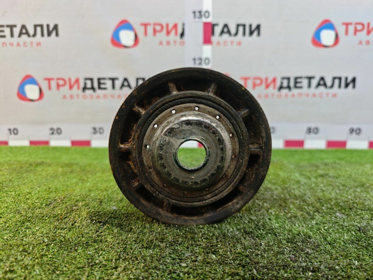 Шкив коленвала Renault Megane 1.5 K9KD722 2004 (б/у)