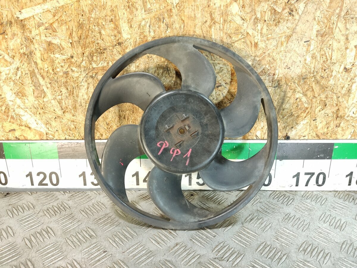 Крыльчатка вентилятора FORD Focus 1998-2005 4569632