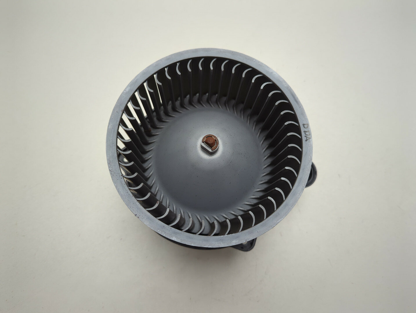 Двигатель отопителя (моторчик печки) Hyundai H-1 Starex Б/У