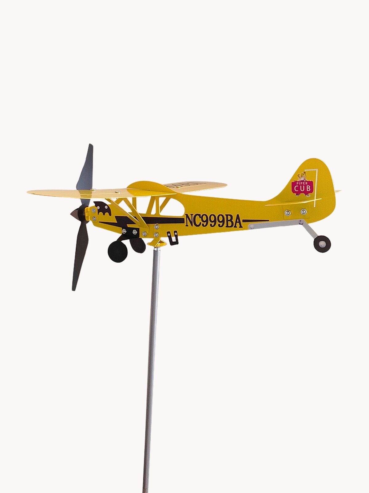 Ветровой флюгер самолёта с пропеллером